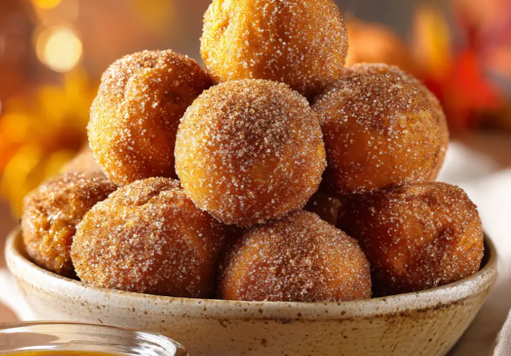 Cinnamon Sugar Pumpkin Donut Holes: Bite-Sized Fall Treats with Warm ...